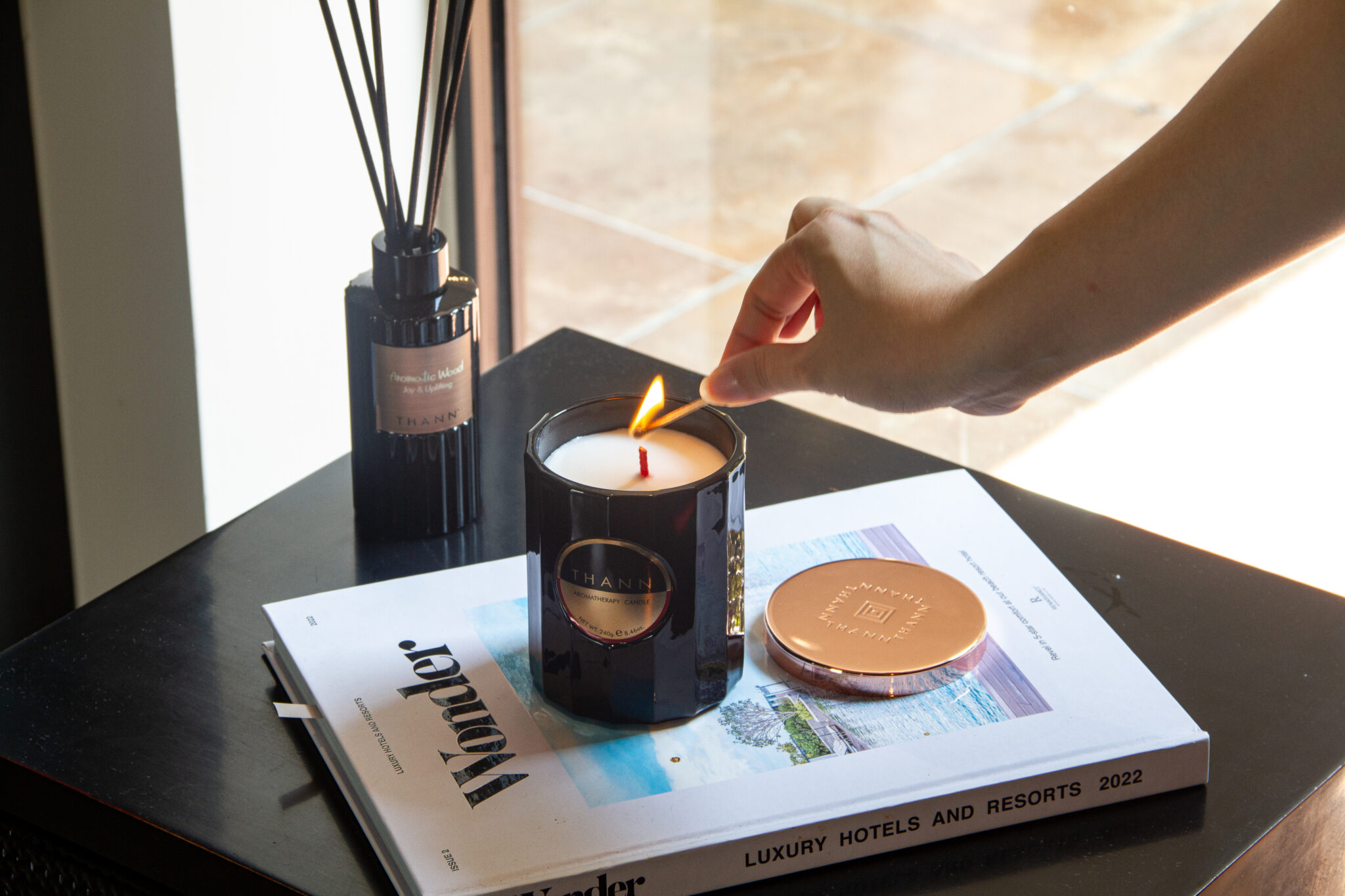 Oriental Essence Aromatherapy Candle 240gr - THANN Vietnam